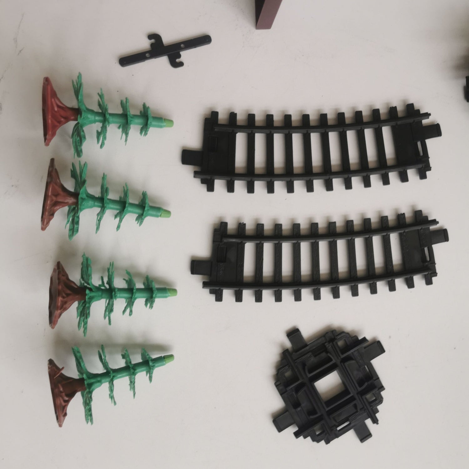 Electric Large Classic Train Set Rail Track Carriages Kids Vehicle Toy